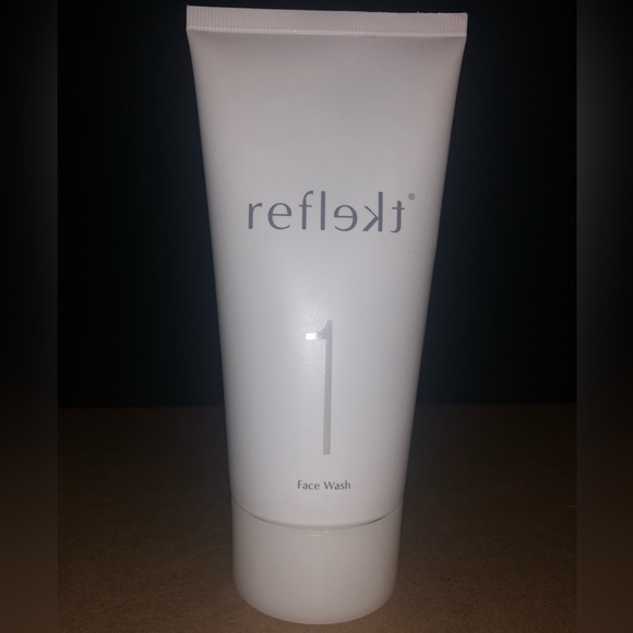Reflekt | Skincare | Reflekt Fash Wash Cleanse Resistant Gentle Buffers ...